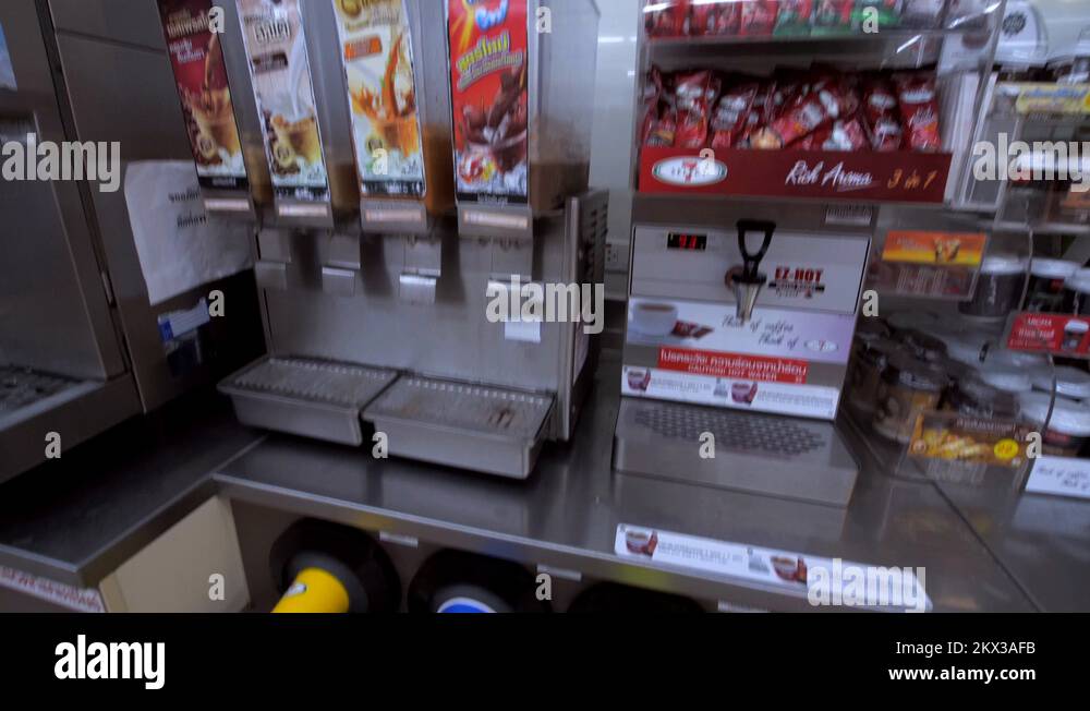 7 eleven drink Stock Videos & Footage - HD and 4K Video Clips - Alamy