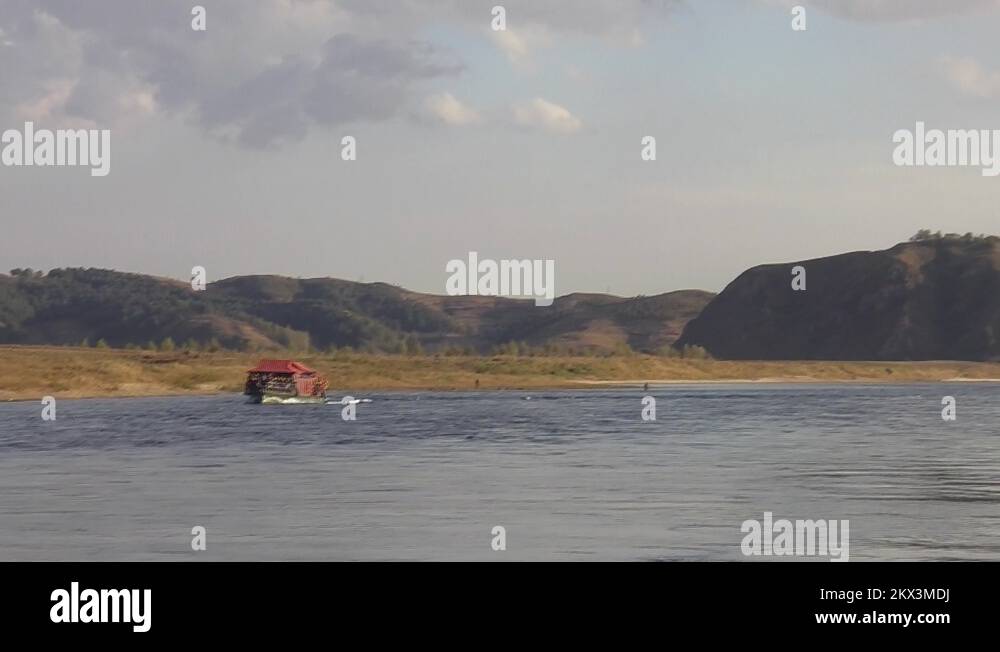 The yalu river Stock Videos & Footage - HD and 4K Video Clips - Alamy