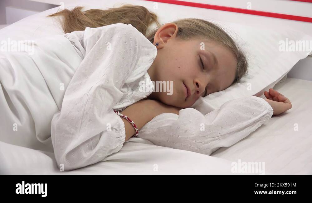 Little Girl Sleeping in Bed, Child Resting in Bedroom, Tired Sleepy Kid ...