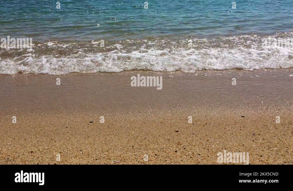 Beach, sand, waves and open sea facing South China Sea, loop, mjpeg ...