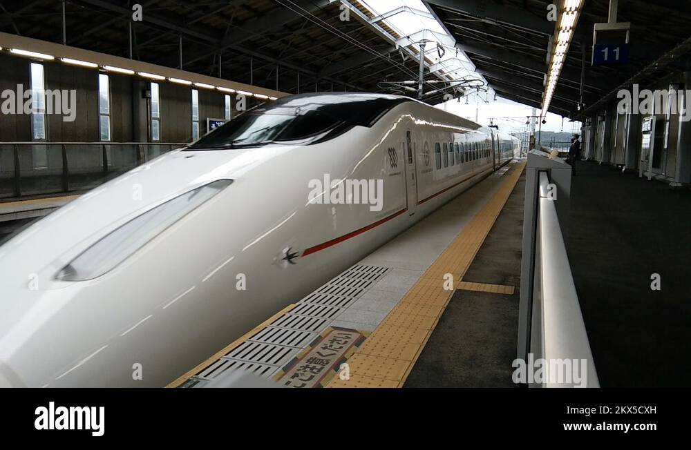 Shinkansen Stock Videos & Footage - HD and 4K Video Clips - Alamy