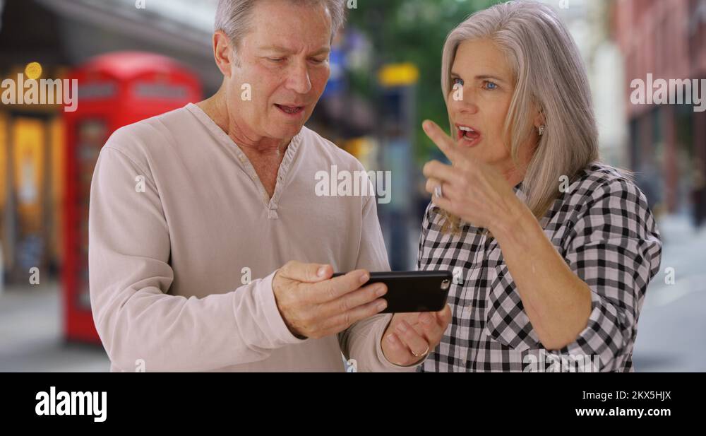 Confused directions Stock Videos & Footage - HD and 4K Video Clips - Alamy