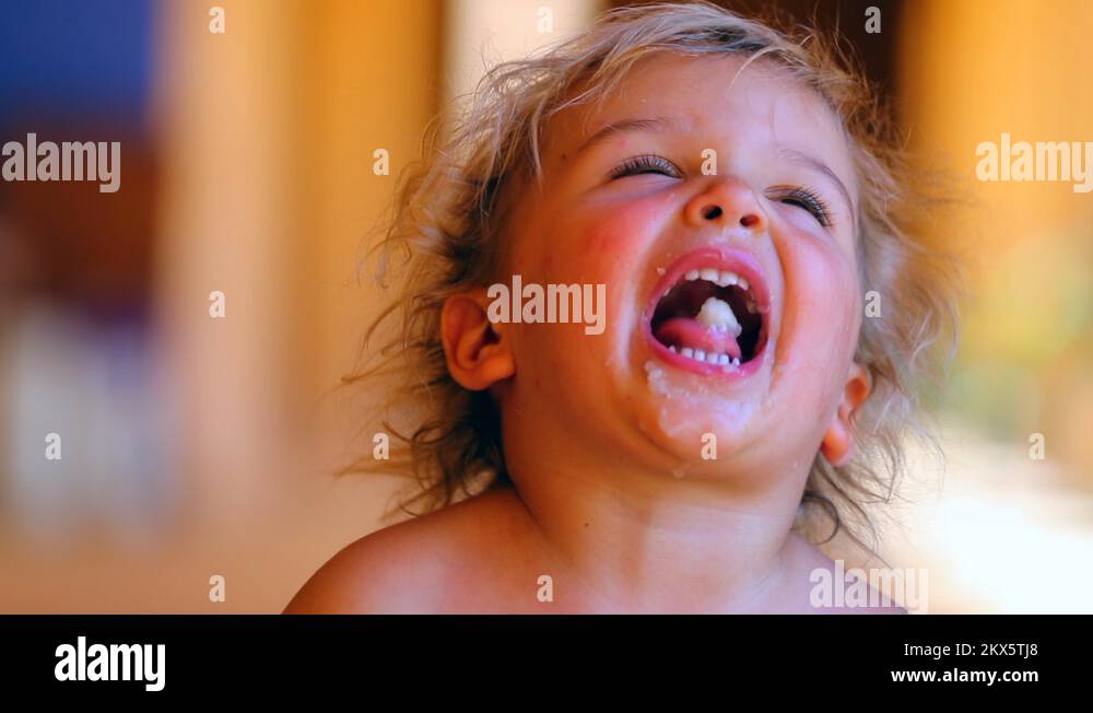 Toddler mouth open Stock Videos & Footage - HD and 4K Video Clips - Alamy