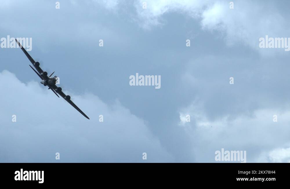 Past ww2 Stock Videos & Footage - HD and 4K Video Clips - Alamy