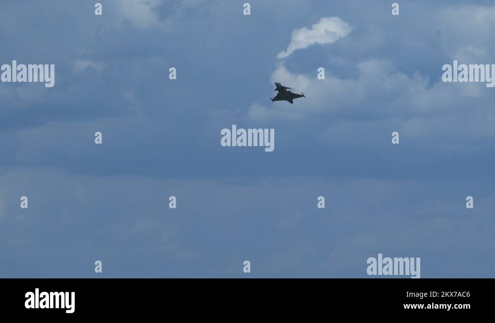 Eurofighter typhoon flying display Stock Videos & Footage - HD and 4K ...