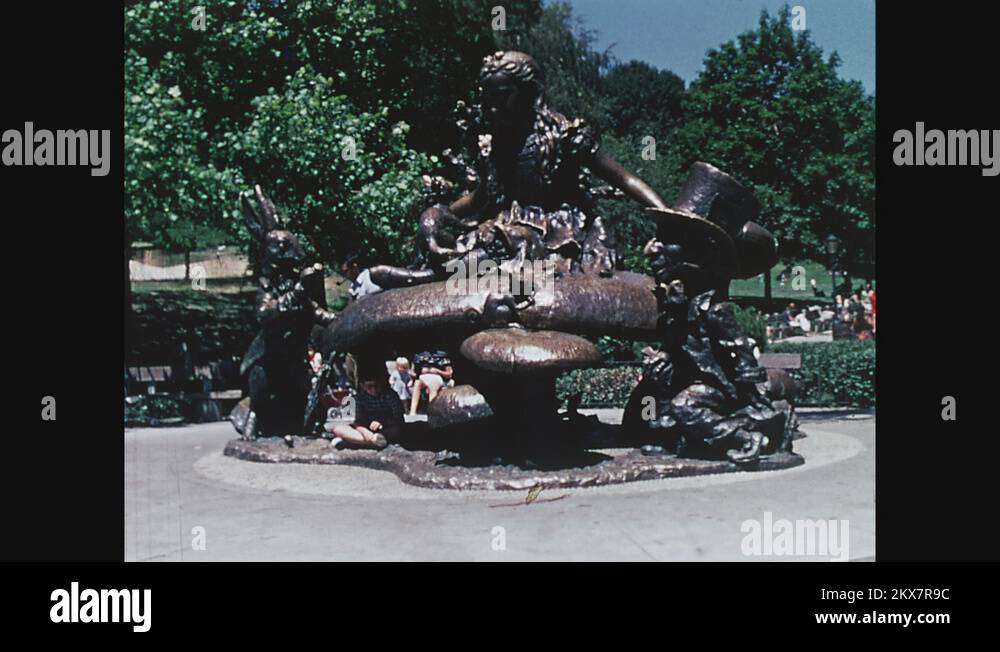 Alice in wonderland statue central park alice in wonderland statue ...