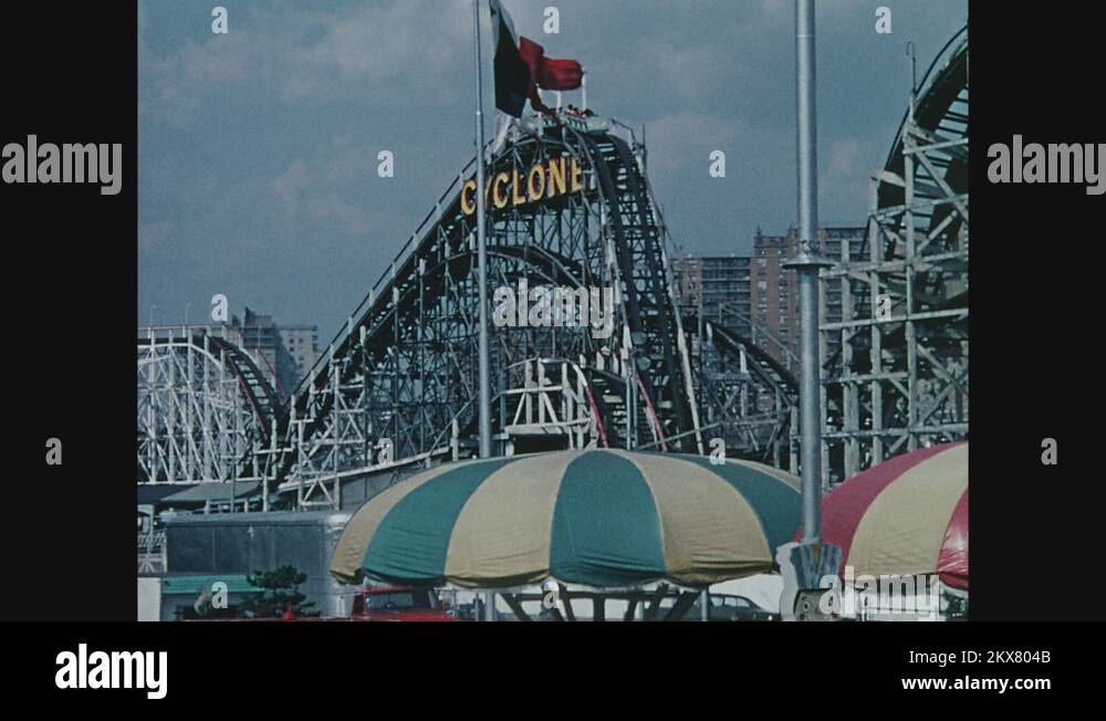 Cyclone roller coaster coney island Stock Videos & Footage - HD and 4K ...