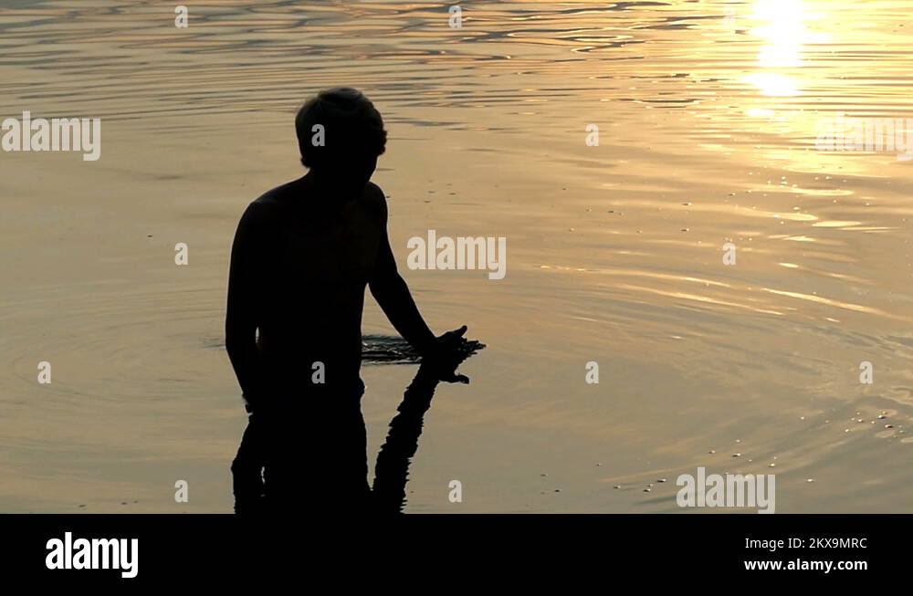 Arty person Stock Videos & Footage - HD and 4K Video Clips - Alamy