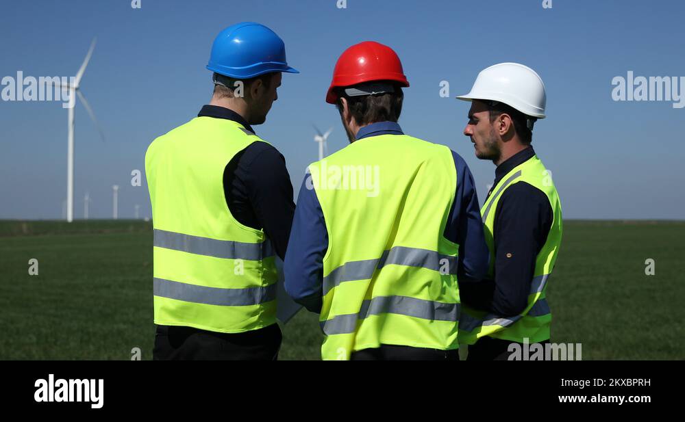 Engineers Men Team Conversation Teamwork Activity Crossing Electric ...