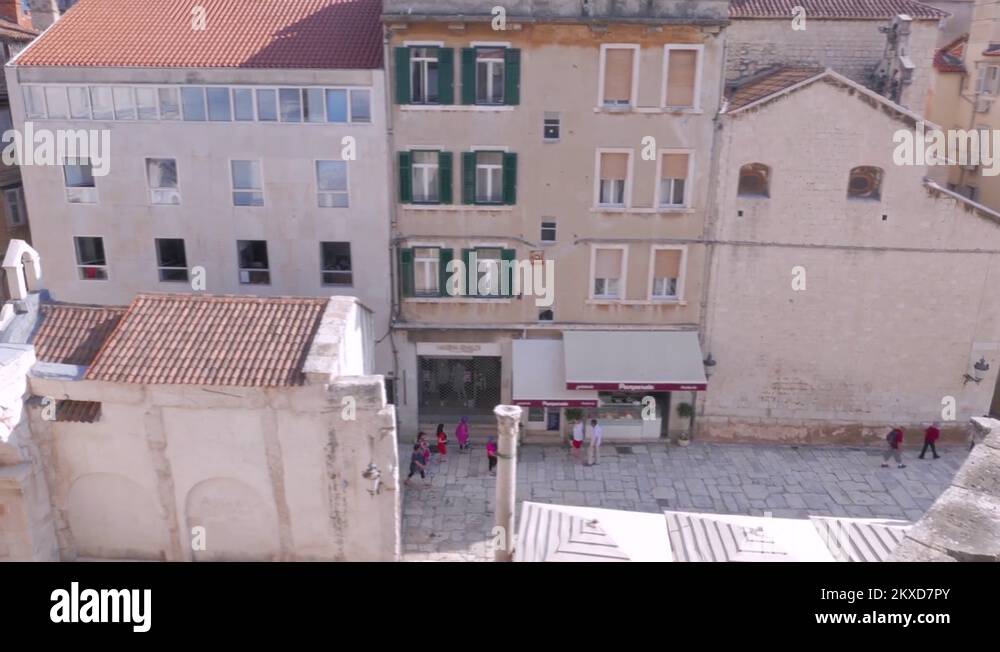 Split scenery Stock Videos & Footage - HD and 4K Video Clips - Alamy