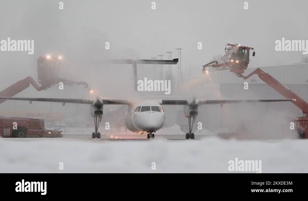 Caution propeller Stock Videos & Footage - HD and 4K Video Clips - Alamy