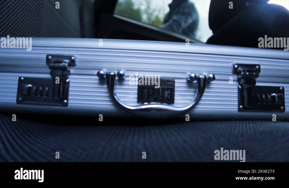 Luxury briefcase Stock Videos & Footage - HD and 4K Video Clips - Alamy