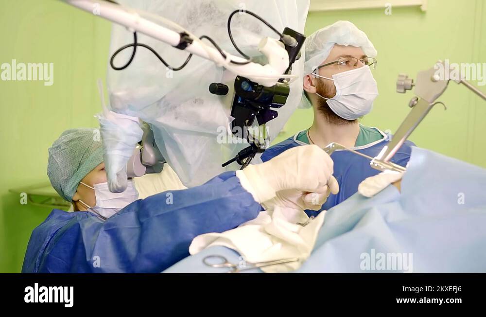 Surgery of throat Stock Videos & Footage - HD and 4K Video Clips - Alamy