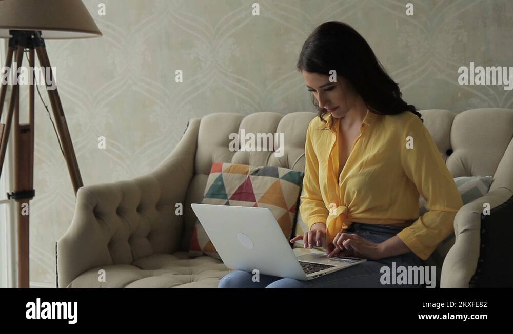 Lap tapping Stock Videos & Footage - HD and 4K Video Clips - Alamy