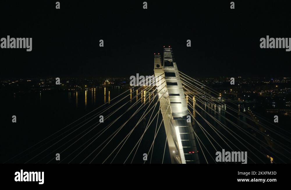 Steel cable car Stock Videos & Footage - HD and 4K Video Clips - Alamy