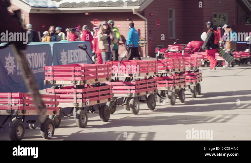 Traditional wagons Stock Videos & Footage - HD and 4K Video Clips - Alamy