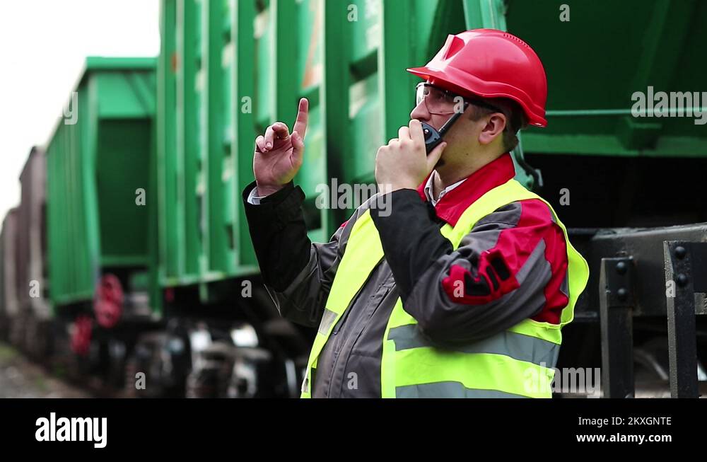 Portable railway Stock Videos & Footage - HD and 4K Video Clips - Alamy