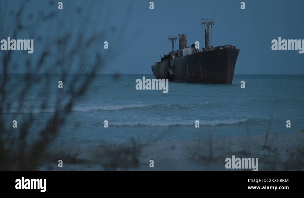 Sad ocean night Stock Videos & Footage - HD and 4K Video Clips - Alamy