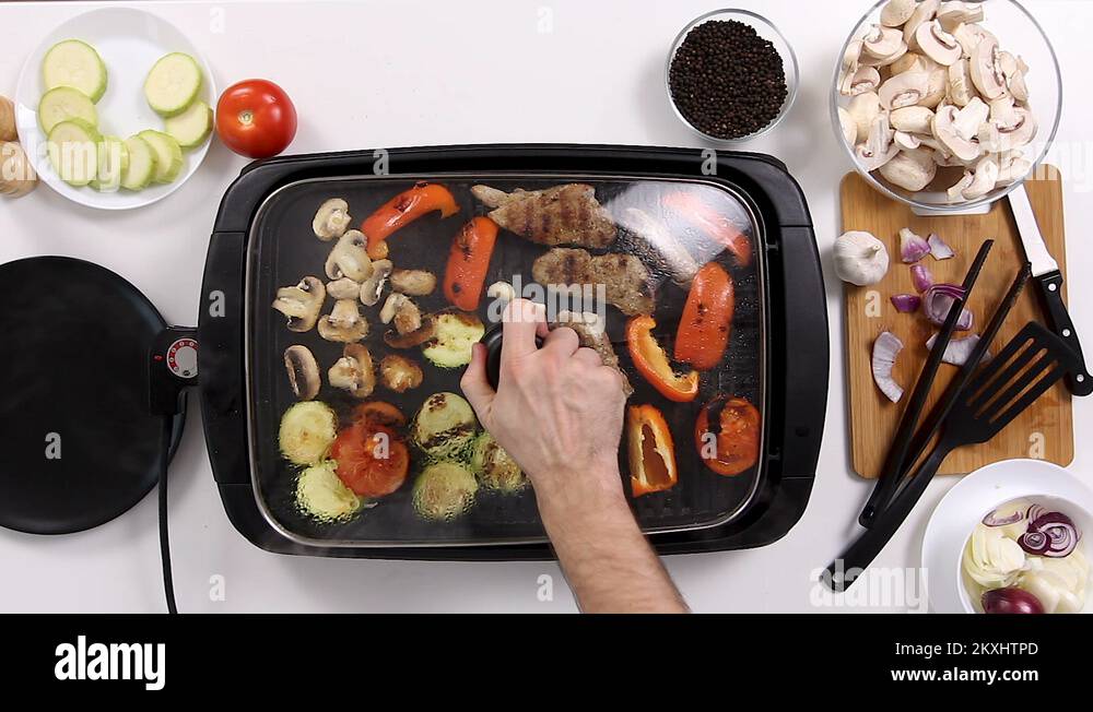 Electric lid Stock Videos & Footage - HD and 4K Video Clips - Alamy