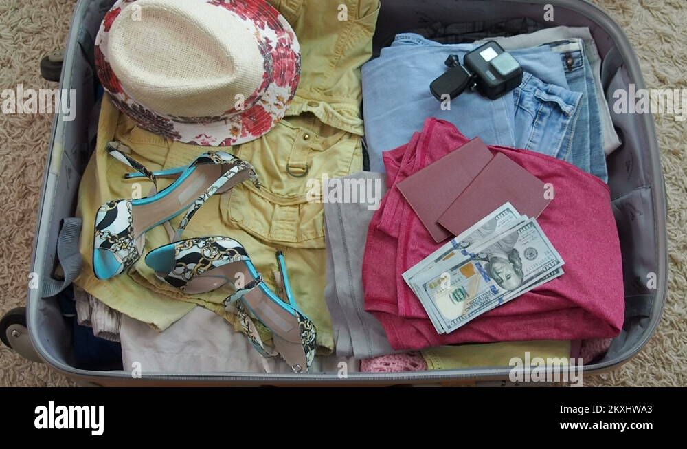 Suitcase passport Stock Videos & Footage - HD and 4K Video Clips - Alamy