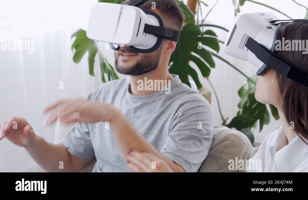 People wearing 3d glasses Stock Videos & Footage - HD and 4K Video ...