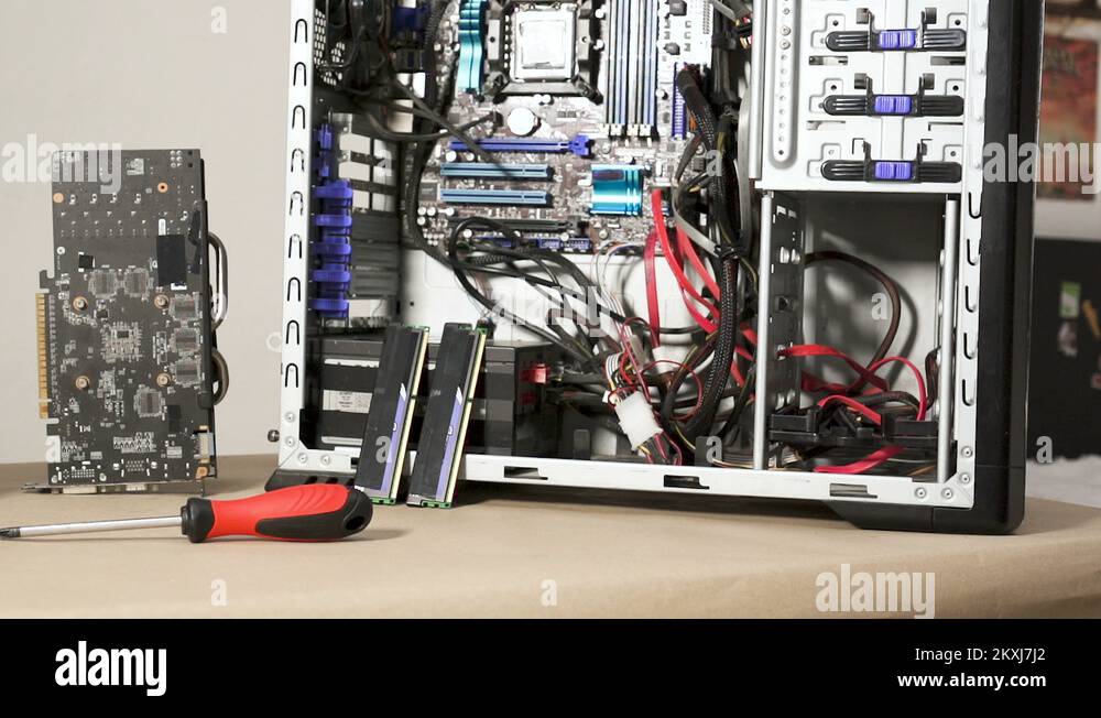 Hardware it computer Stock Videos & Footage - HD and 4K Video Clips - Alamy
