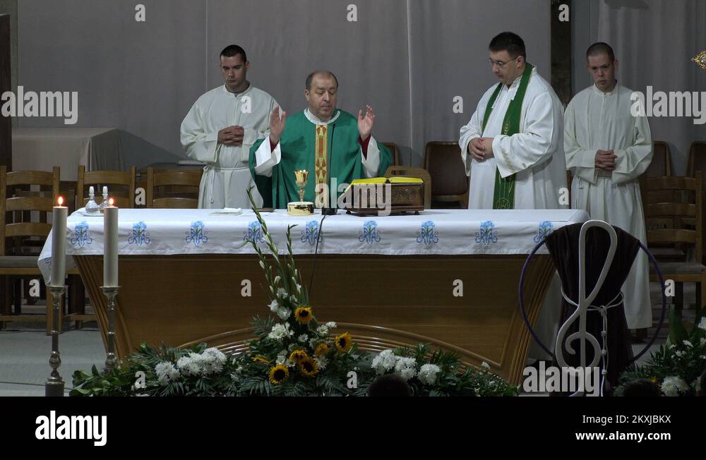 Croatian catholic Stock Videos & Footage - HD and 4K Video Clips - Alamy