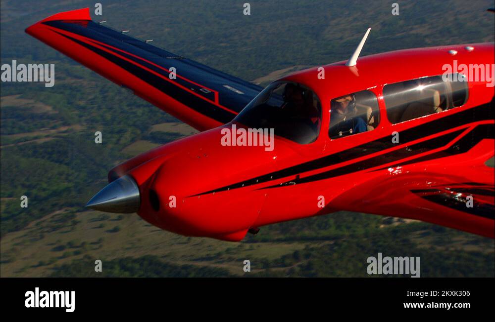 Mooneyaircraft Stock Videos & Footage - HD and 4K Video Clips - Alamy