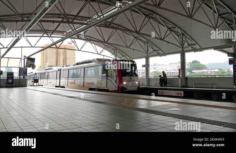 Lightrailwaytransit Stock Videos & Footage - HD and 4K Video Clips - Alamy