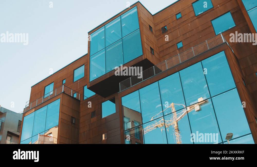 Modern office landmarks Stock Videos & Footage - HD and 4K Video Clips ...