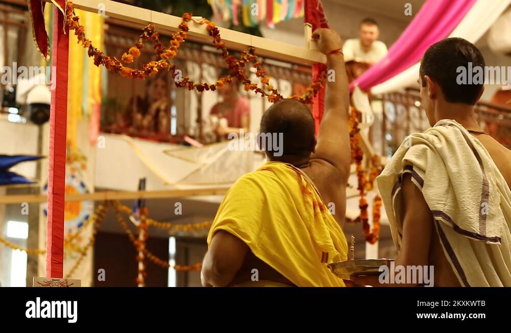 Krishna guru Stock Videos & Footage - HD and 4K Video Clips - Alamy