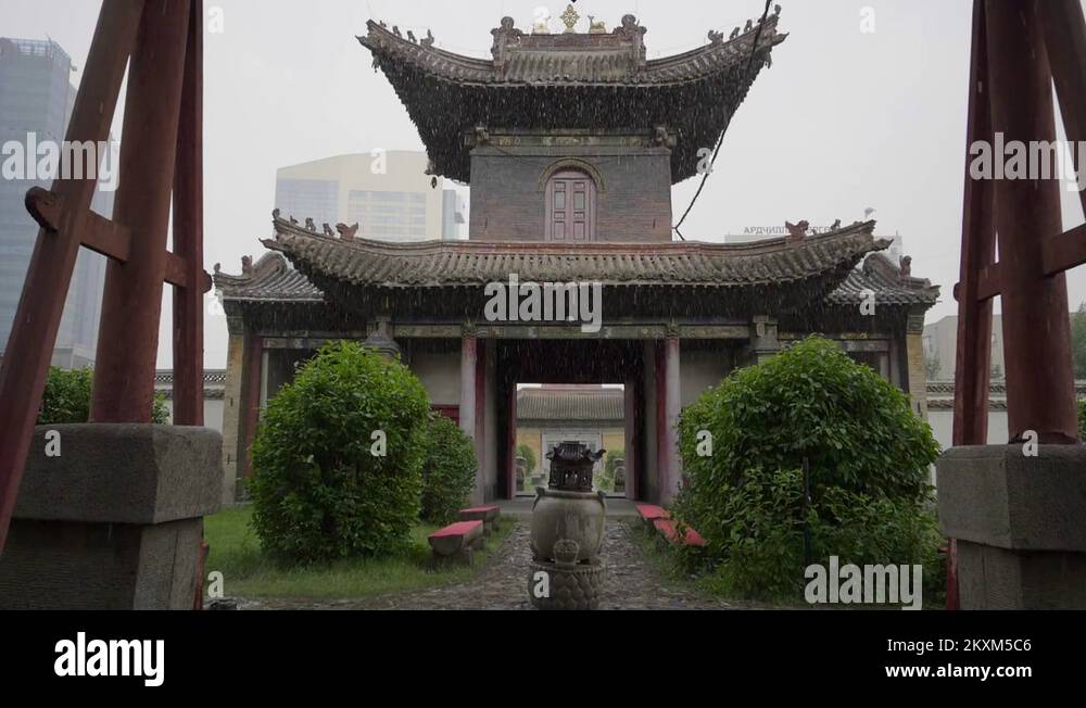 Mongolia temple Stock Videos & Footage - HD and 4K Video Clips - Alamy
