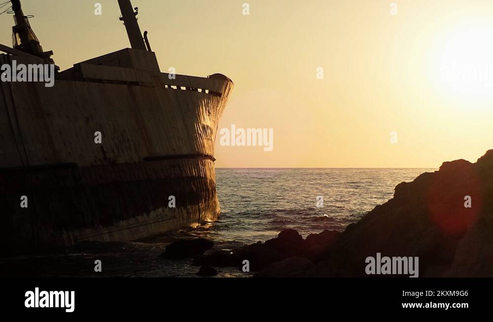 Shipwreck on shore Stock Videos & Footage - HD and 4K Video Clips - Alamy