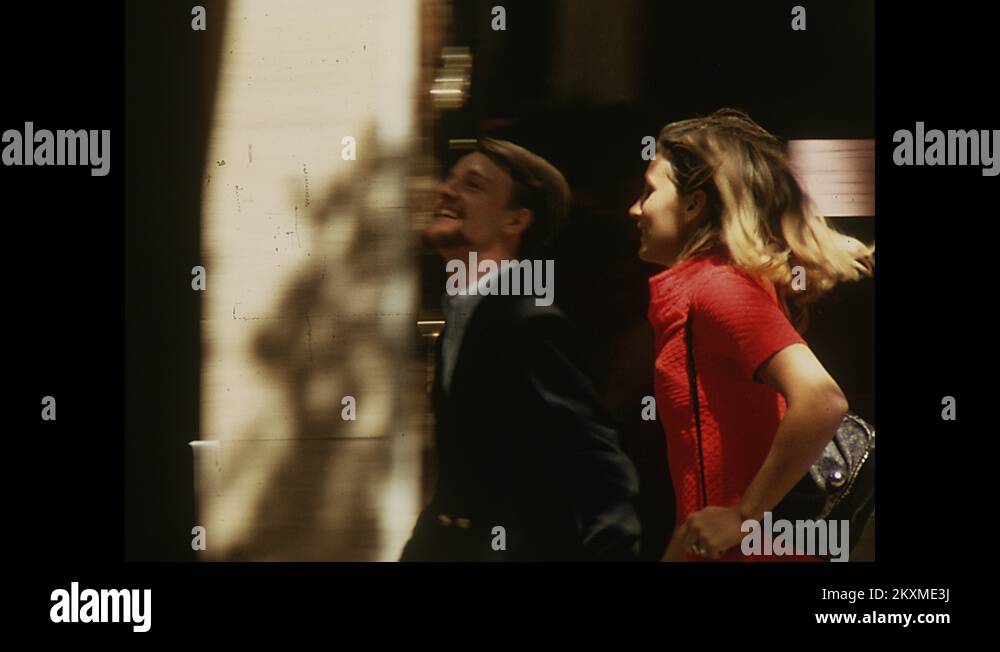 Hand paris Stock Videos & Footage - HD and 4K Video Clips - Alamy