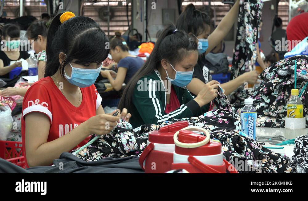 Asia manual labor Stock Videos & Footage - HD and 4K Video Clips - Alamy