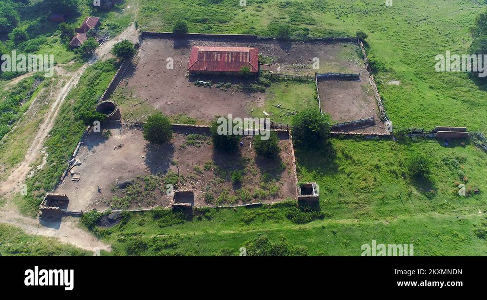 Farm structure Stock Videos & Footage - HD and 4K Video Clips - Alamy