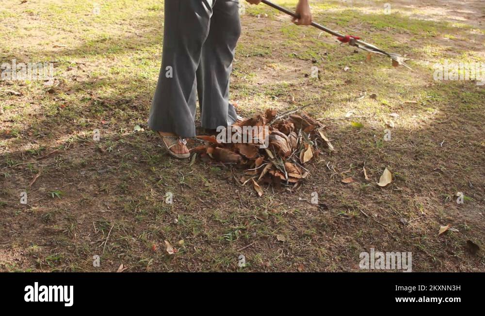 Using old metal Stock Videos & Footage - HD and 4K Video Clips - Alamy