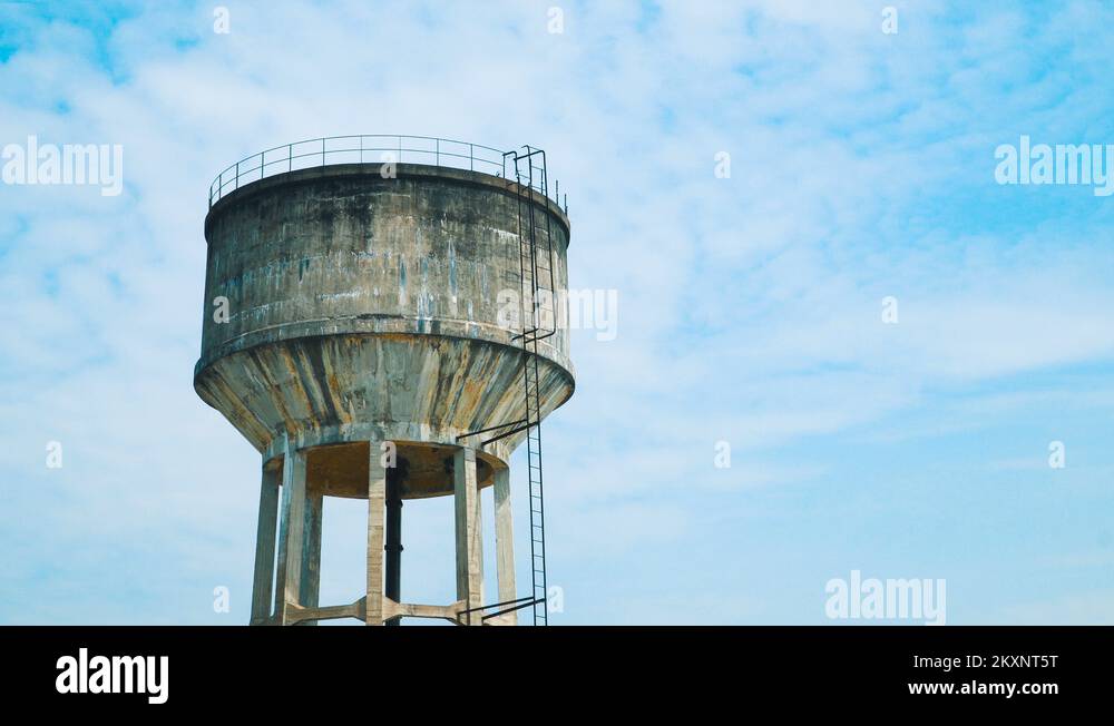 Concrete water tower Stock Videos & Footage - HD and 4K Video Clips - Alamy