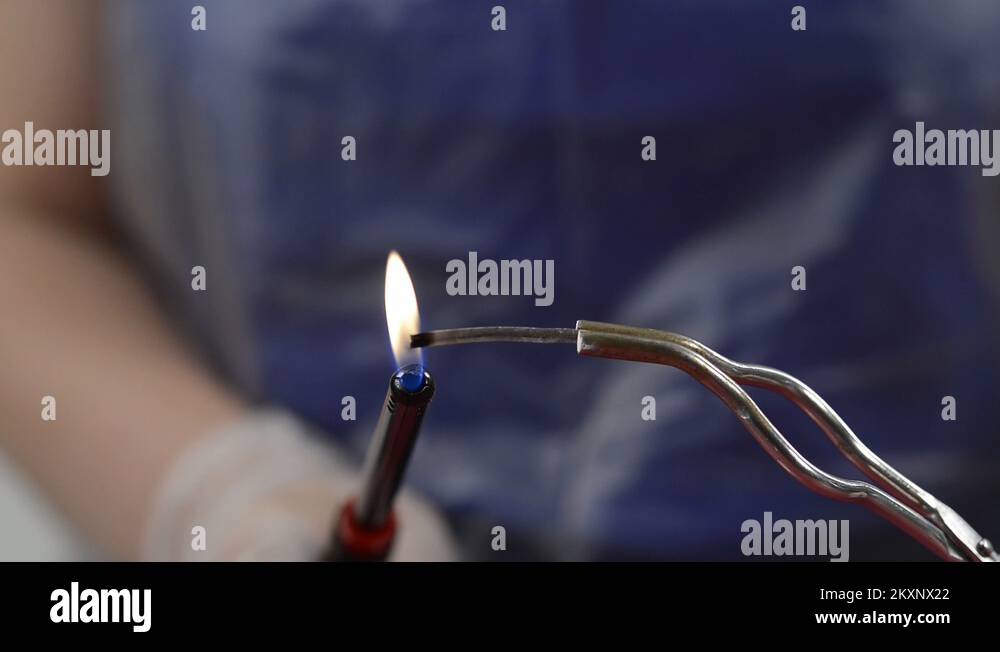 Magnesium burning Stock Videos & Footage - HD and 4K Video Clips - Alamy