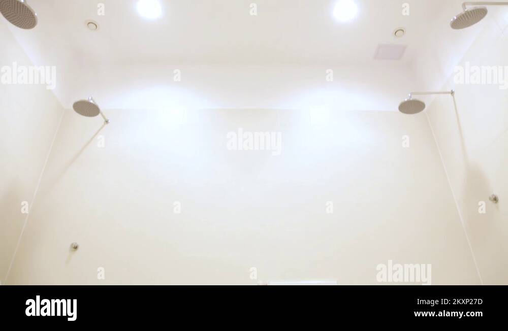 Public Showers Stock Videos And Footage Hd And 4k Video Clips Alamy