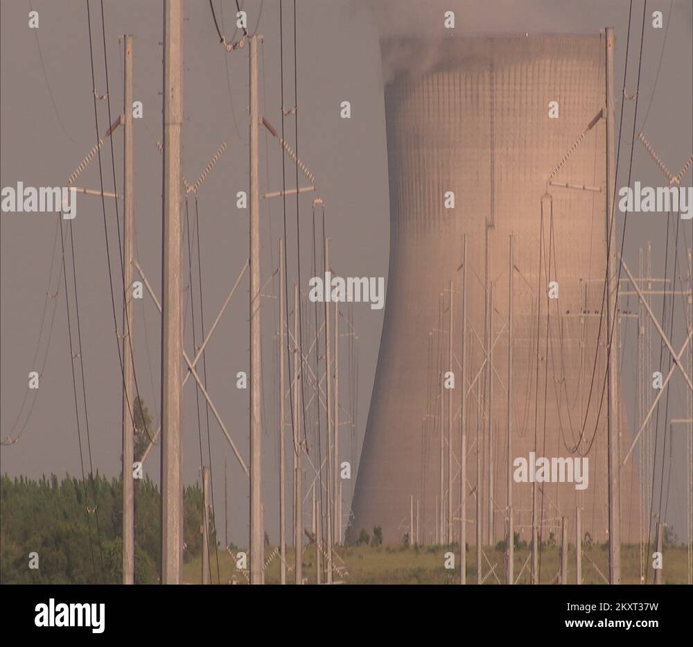 McBean, Georgia; nuclear power station cooling tower and transmission ...