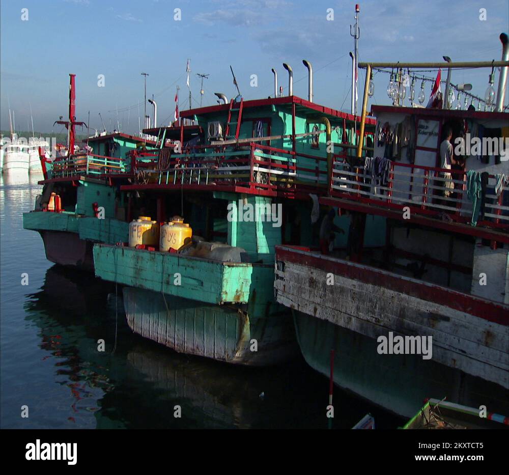 Turquoise boats Stock Videos & Footage - HD and 4K Video Clips - Alamy