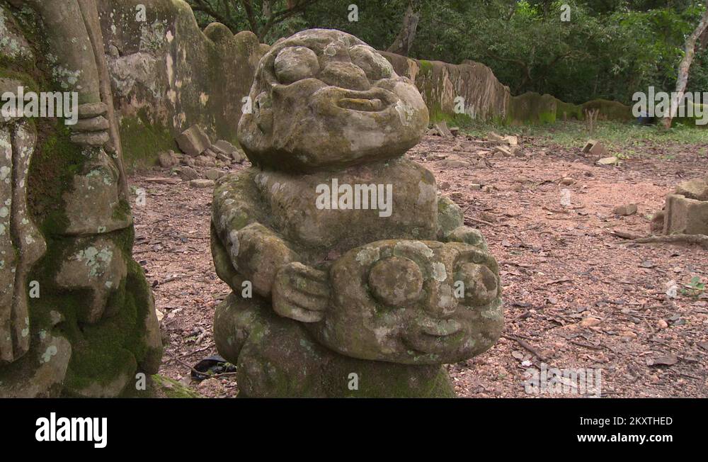 Fertility statue Stock Videos & Footage - HD and 4K Video Clips - Alamy