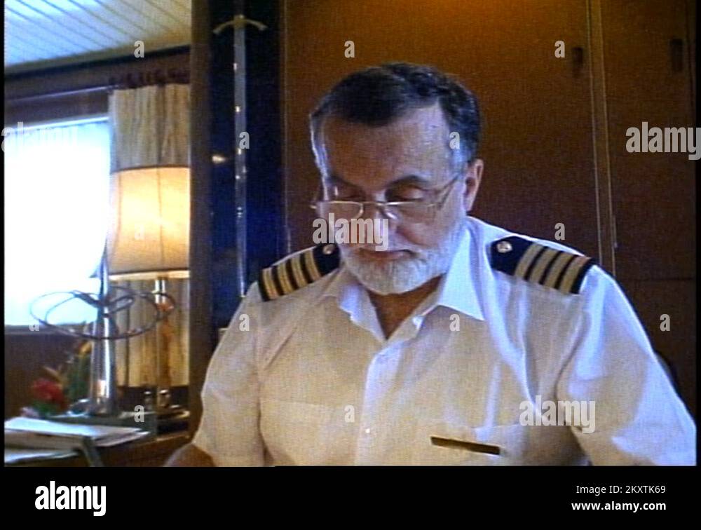 Captain quarters Stock Videos & Footage - HD and 4K Video Clips - Alamy