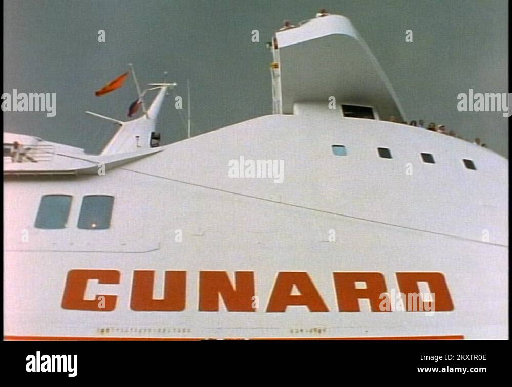 Queen elizabeth sign Stock Videos & Footage - HD and 4K Video Clips - Alamy