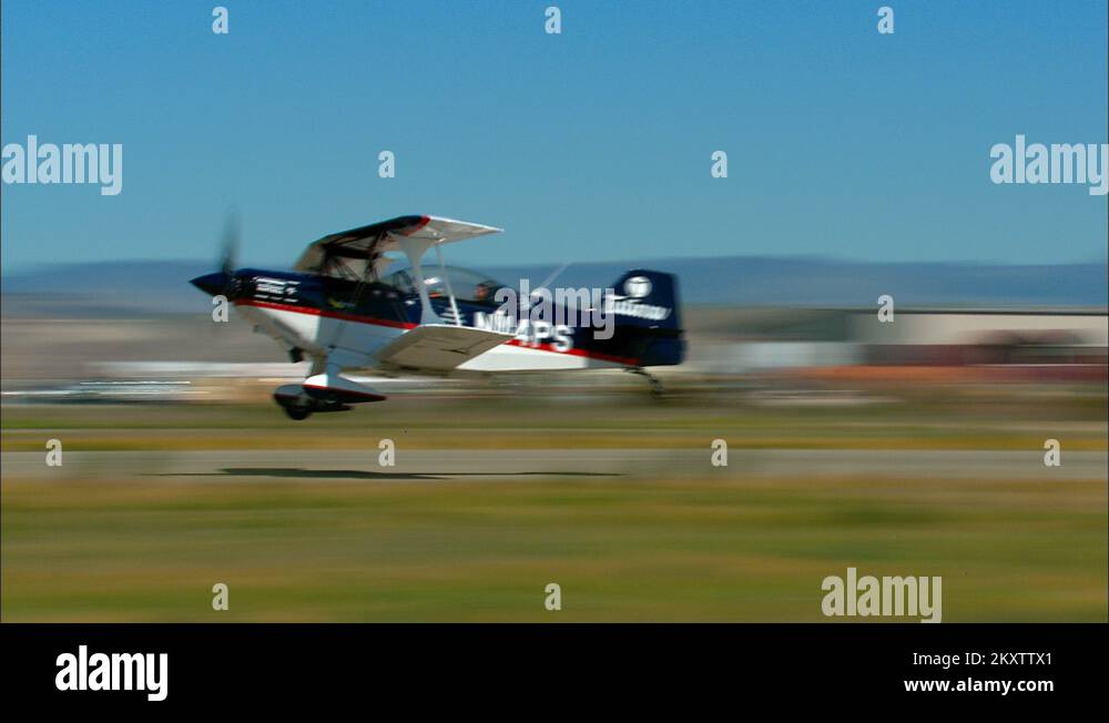 Pitts Special biPlane Aircraft Landing MWS Stock Video Footage - Alamy