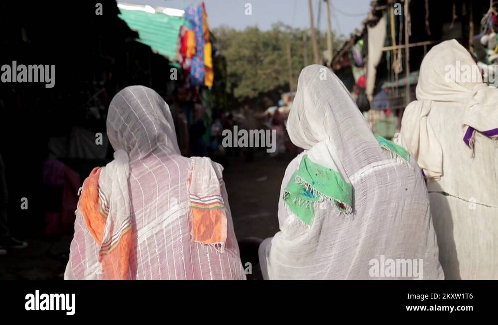 Ethiopia Gondar Marketplace street scene in Mekelle poverty village ...