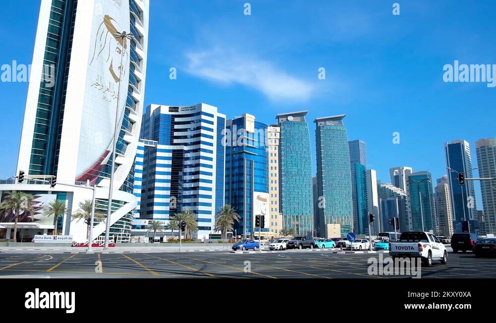 Al corniche street al dafna doha qatar Stock Videos & Footage - HD and ...