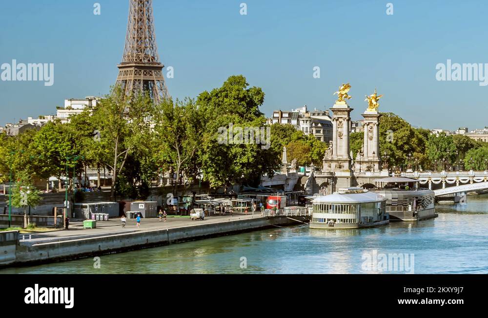 Eiffel tower pont alexandre iii Stock Videos & Footage - HD and 4K ...