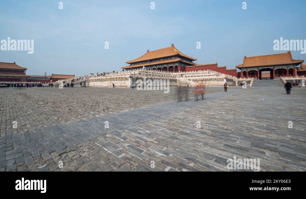 Hyper Lapse of Hall of Superme Harmony on a sunny day,the Forbidden ...